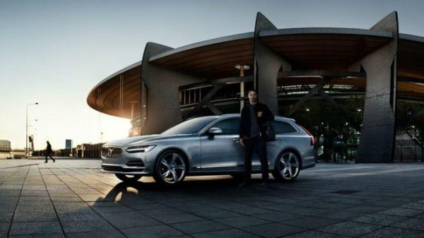 Zlatan Ibrahimović Reklam Filmi İçin Volvo'yla Birleşti
